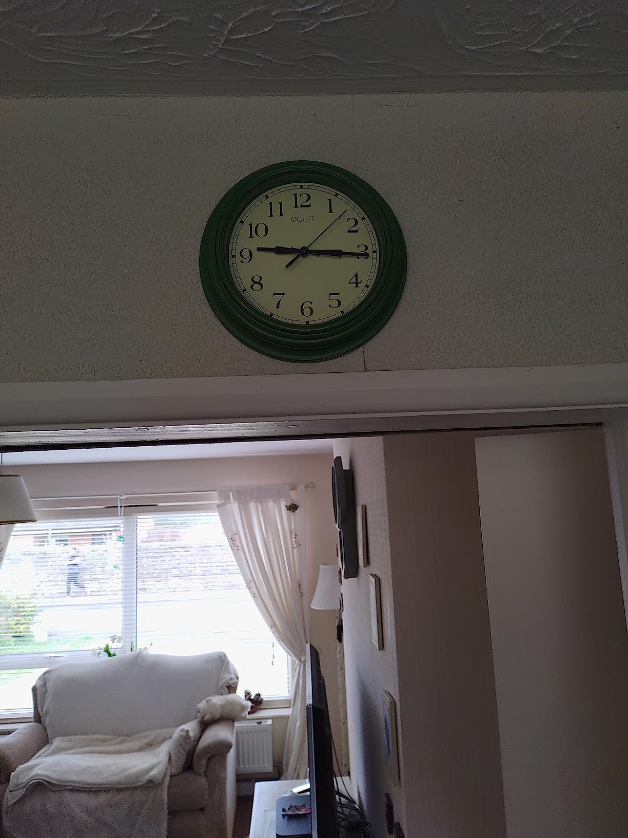 OCEST Retro Wall Clock, 9-Inch Silent Non Ticking Battery Operated Wall ...