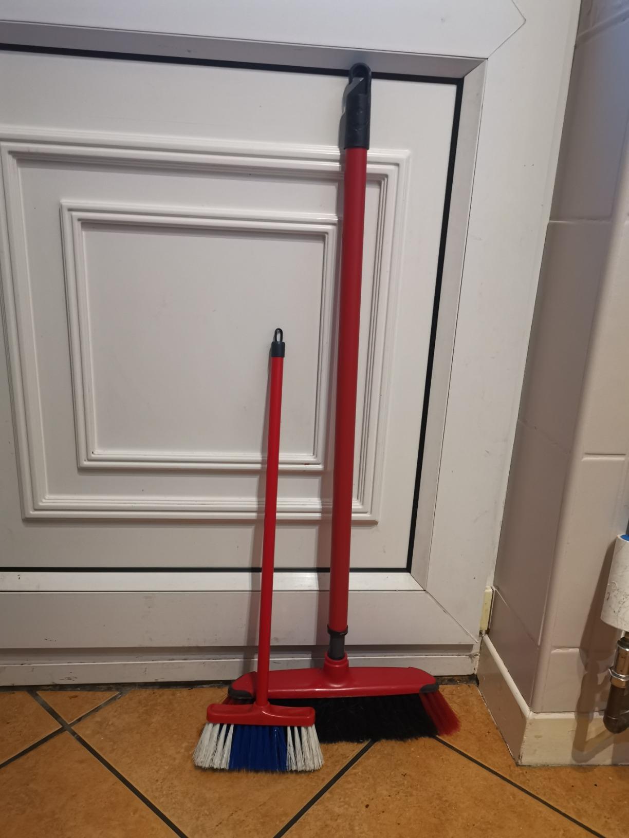 Theo Klein 6706 Vileda Mop Set I With mop, broom and dustpan and brush ...