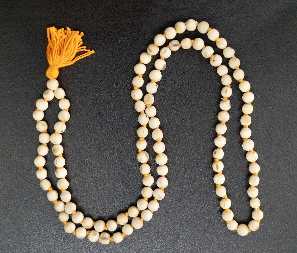 Radhey Krishna Tulsi Mala/Holy Basil Rosary String for Wearing, Jaap ...