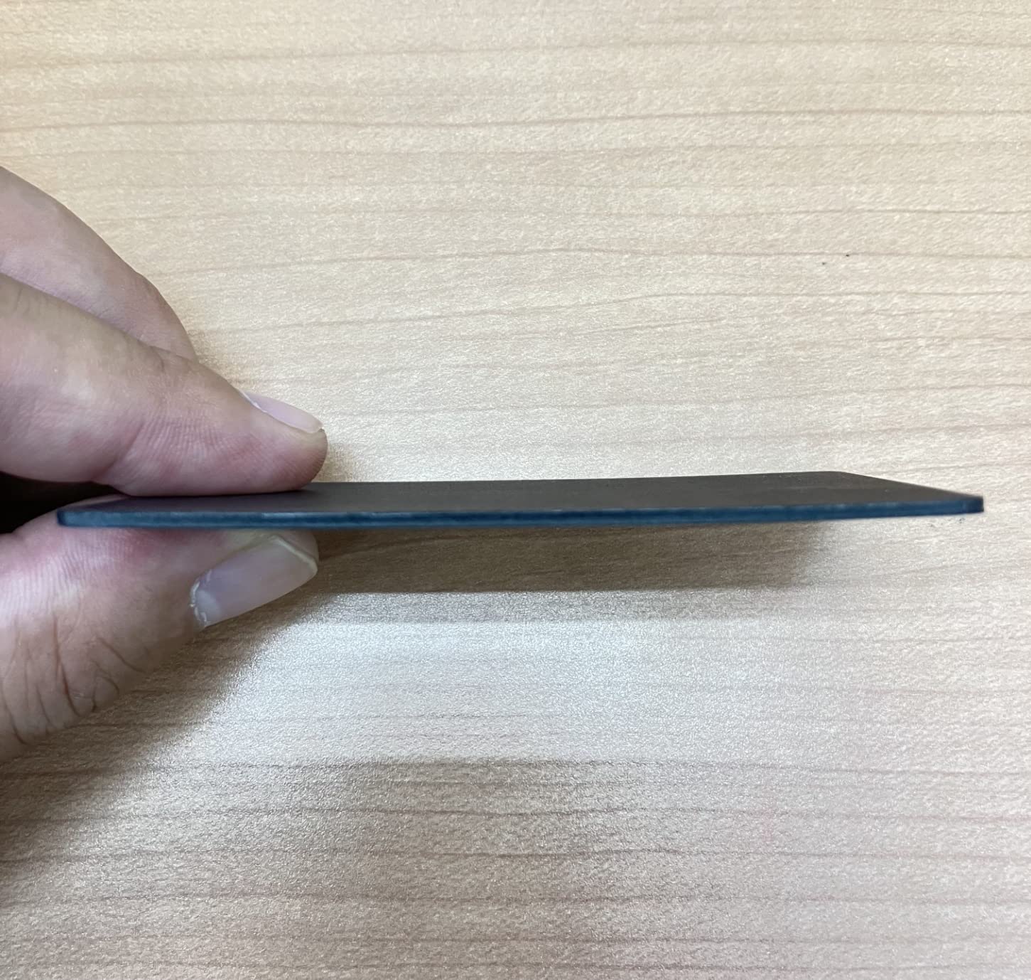 Amazon.co.jp: MAMORIO CARD（マモリオ・カード）カード型 紛失防止/忘れ物防止タグ 鍵や財布の紛失防止 キー ...
