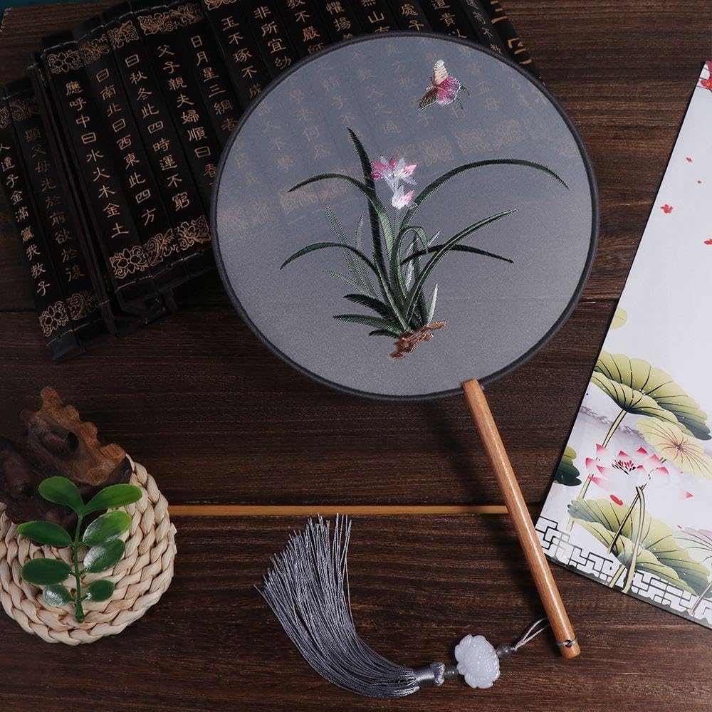 Amazon.com: Generic Chinese Japanese Vintage Style Bamboo Silk Fans ...