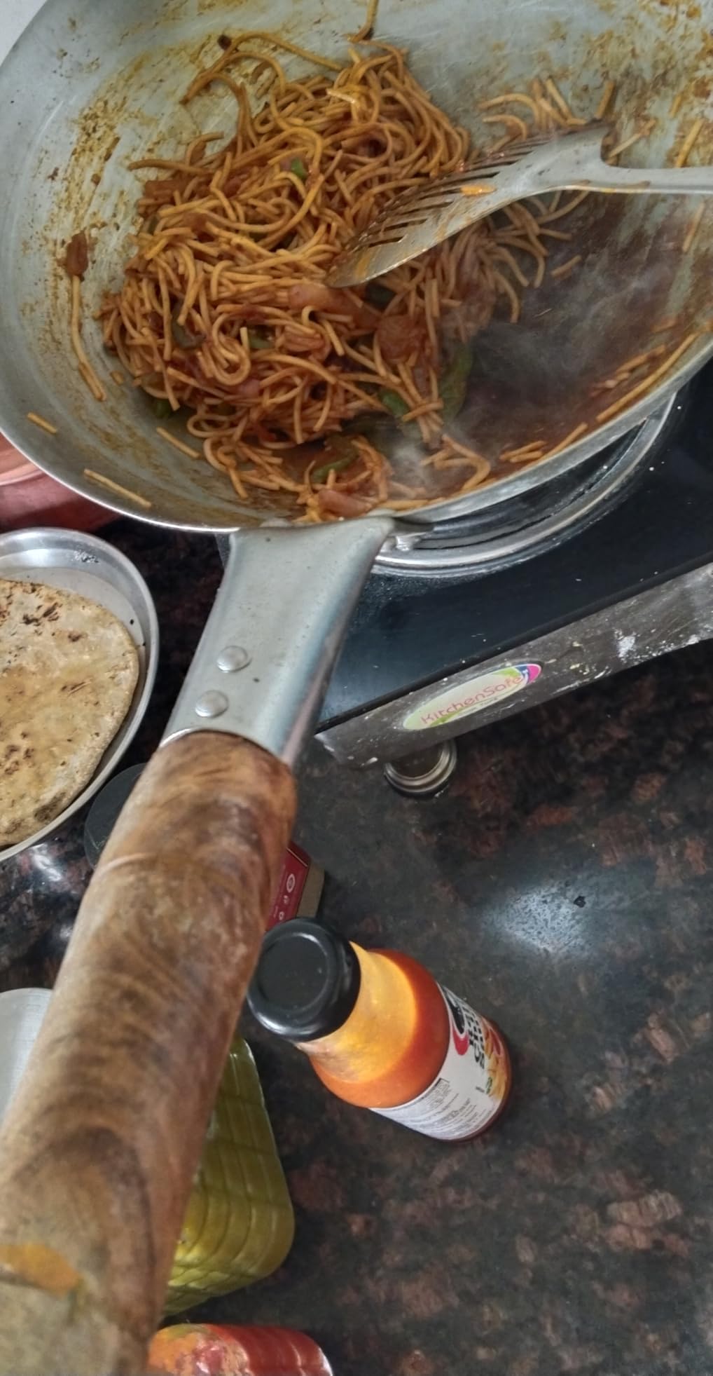 Diamond Steel Iron Wok With Strong Handles | Chinese Kadai For Noodles ...