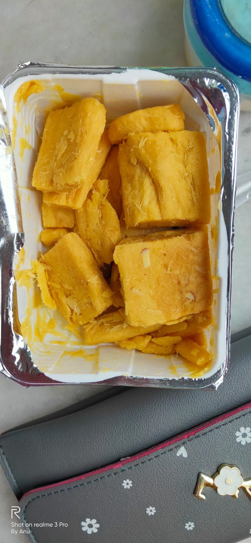 Lal Sweets Soan Papdi 400gm (Pack of 2) | Authentic Indian Flaky Sweet ...