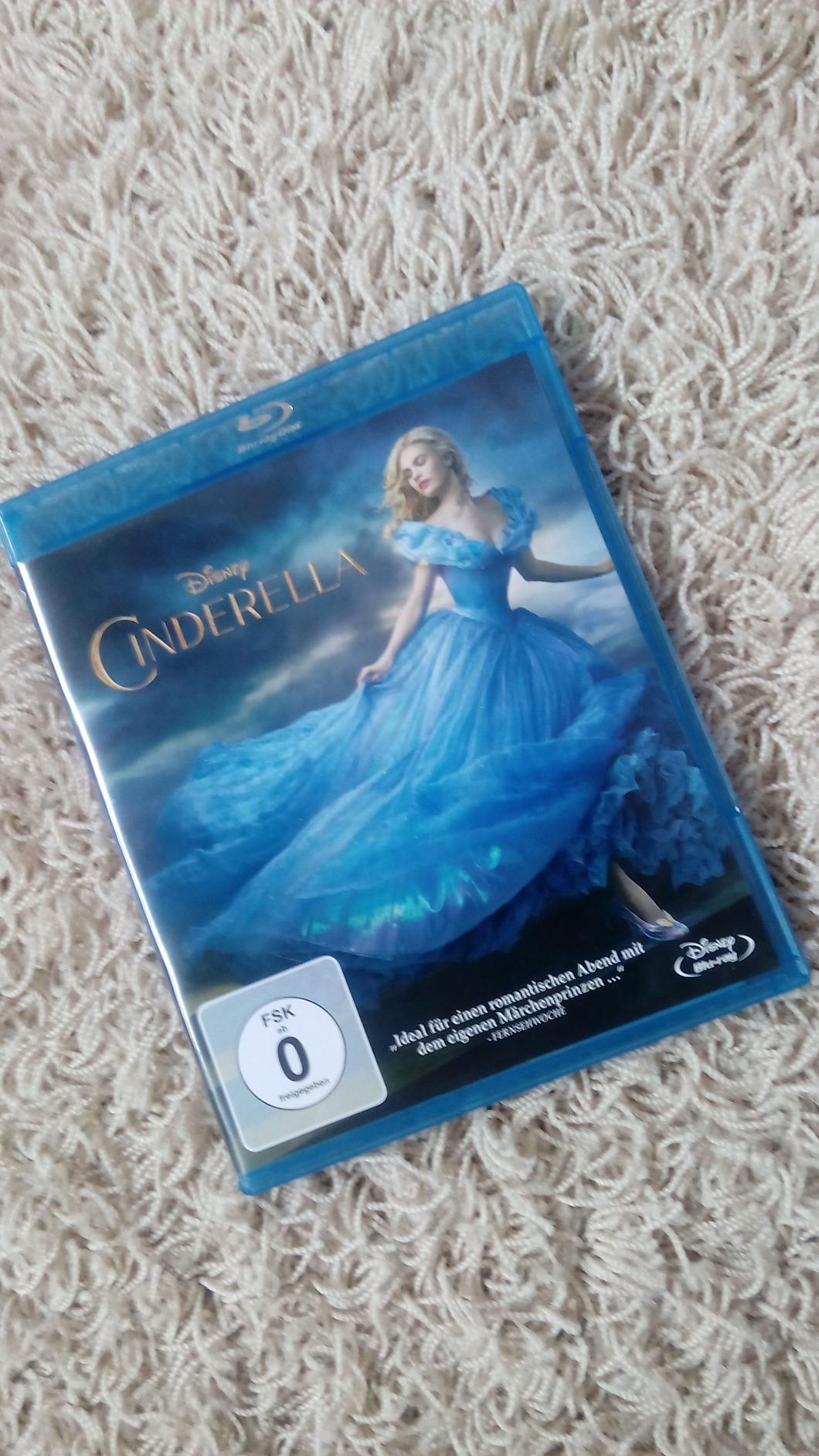Cinderella [Blu-ray]: Amazon.de: McShera, Sophie, James, Lily ...