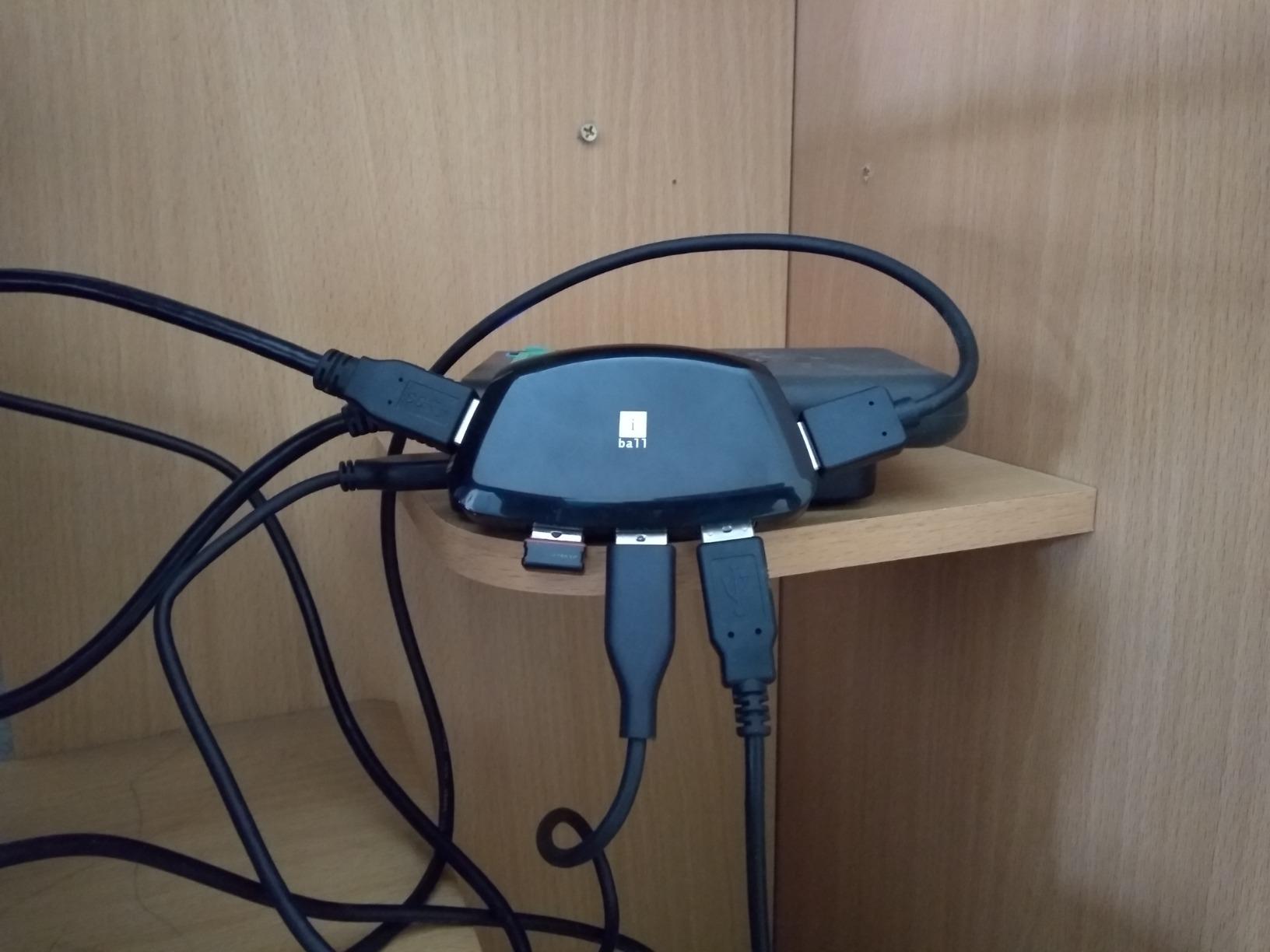 iBall Piano 423 4 Port USB Hub I Slim and cute design I Easy ...