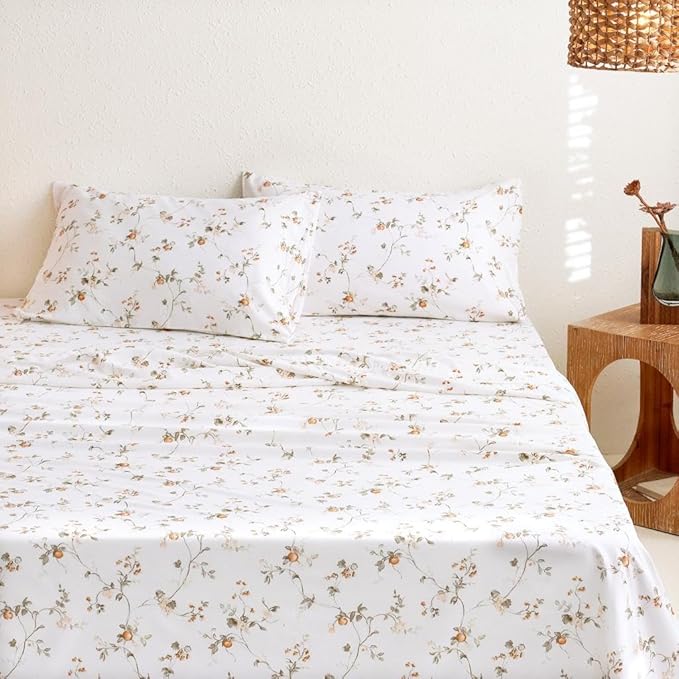 Amazon.com: Wake In Cloud - Floral Bed Sheets, 4-Piece Sheet Set ...