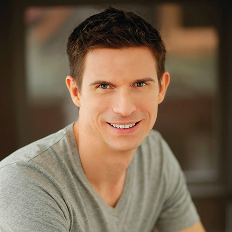 Amazon.com: Daniel McFarlane: books, biography, latest update