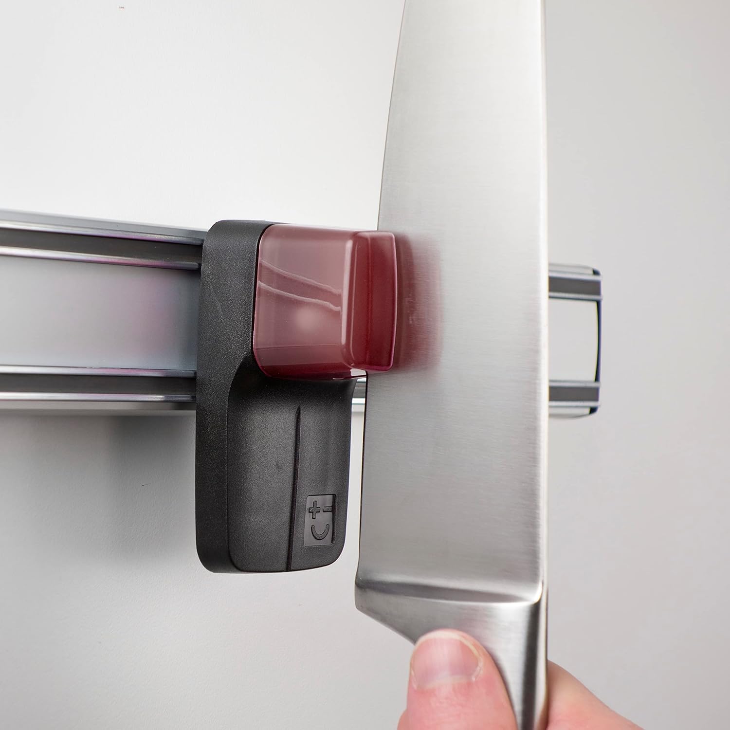 Amazon.com: Bisbell Rack-Mounted Knife Sharpener, Easy to Use Compact ...