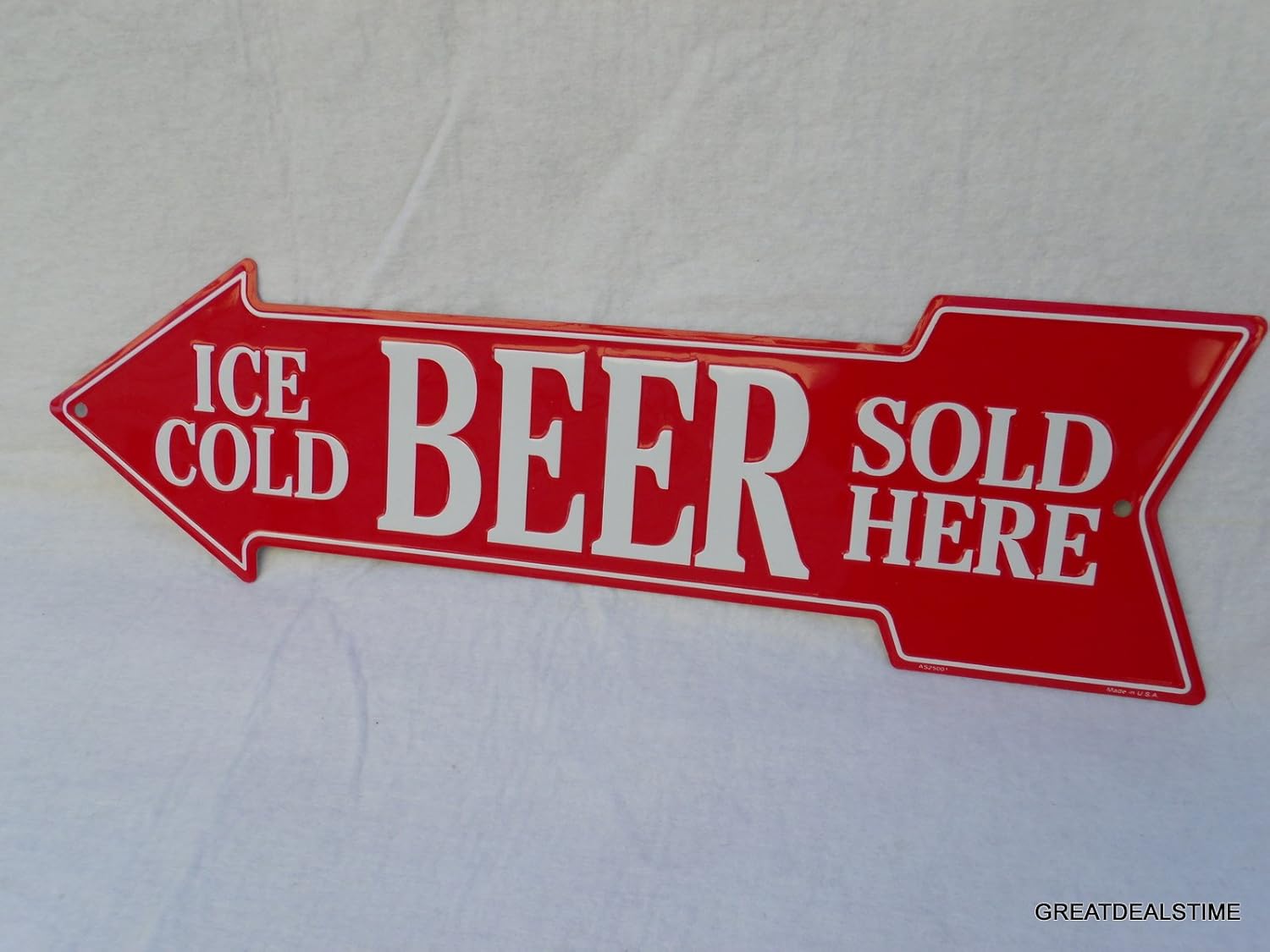 Amazon.com: ICE COLD BEER SIGN,SOLD HERE ARROW,METAL,TIN,RESTAURANT,MAN ...