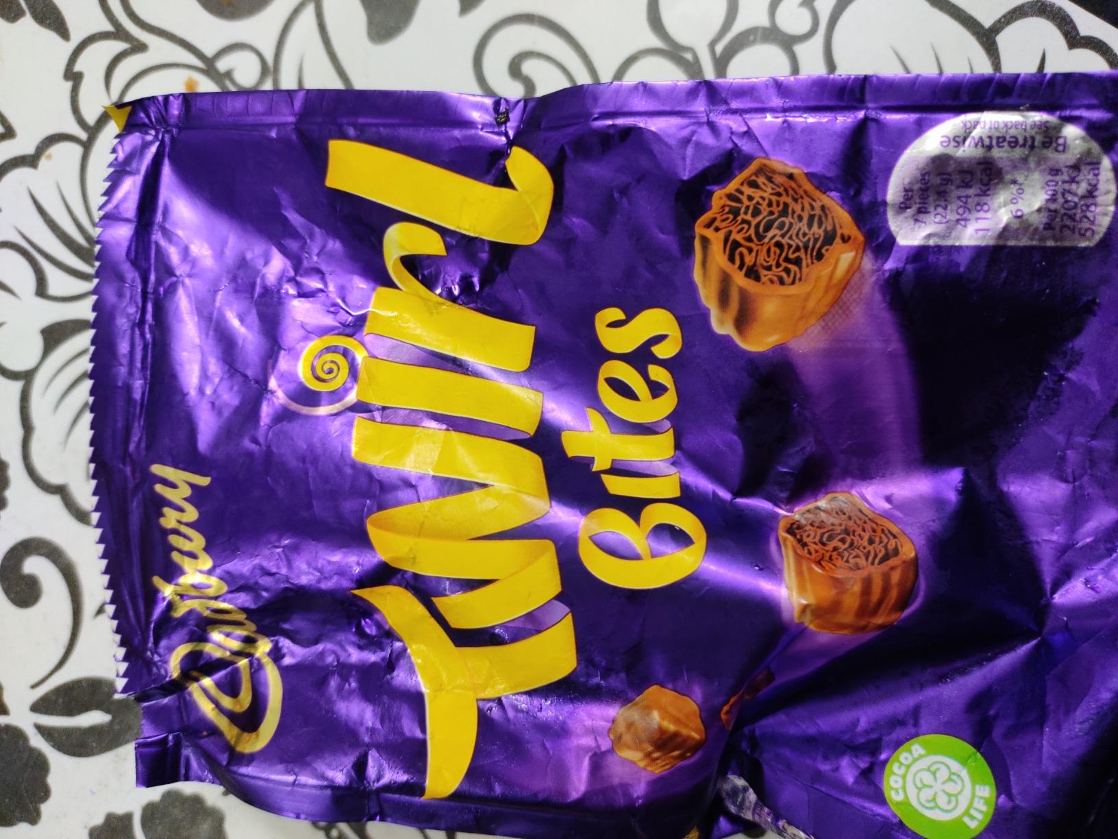 Cadbury Bites, Twirl , 109g : Amazon.in: Grocery & Gourmet Foods