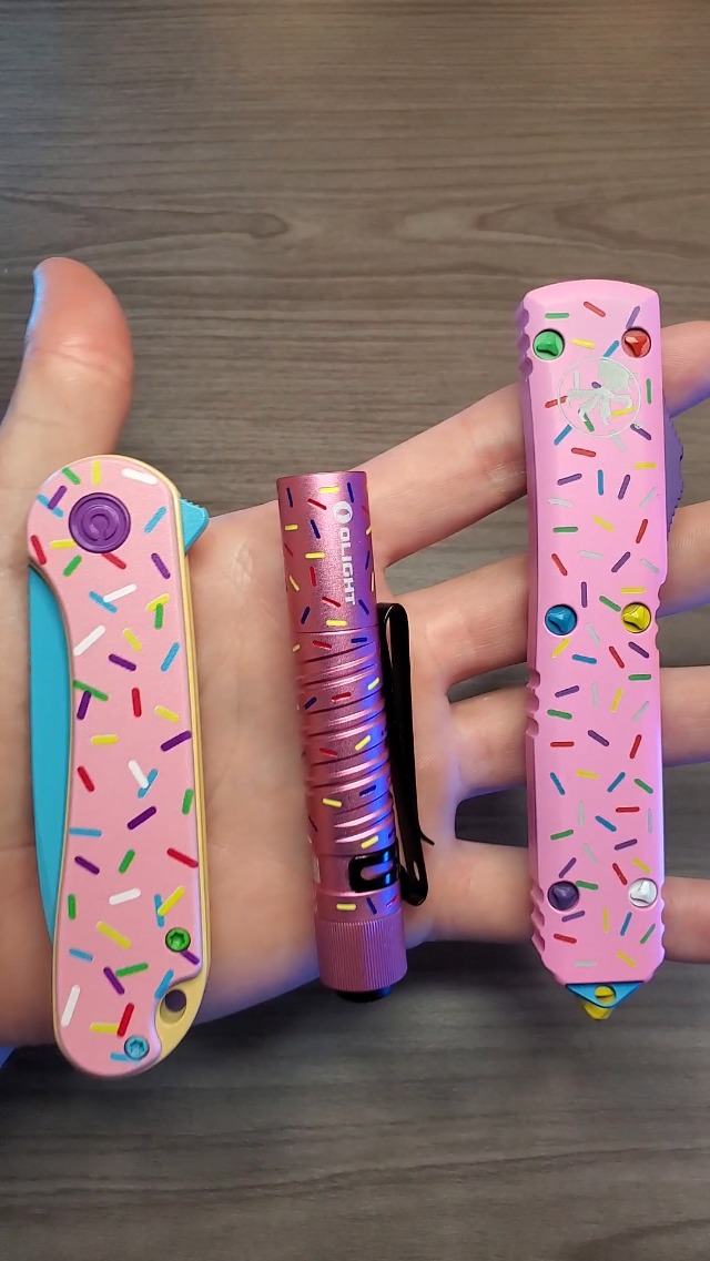 Watch OLIGHT i3t Dessert Warrior DONUT Flashlight with Sprinkles on ...