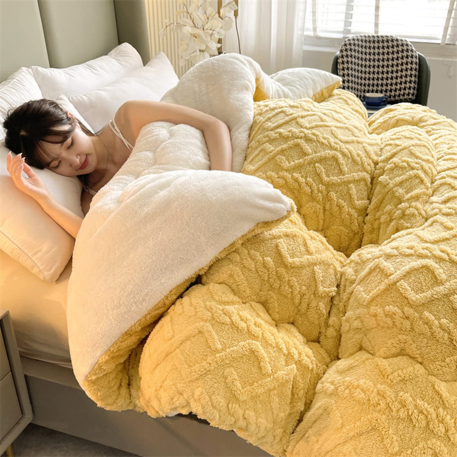 Amazon.com: Thickened Super Soft Insulation Hibiscus Winter Quilt ...