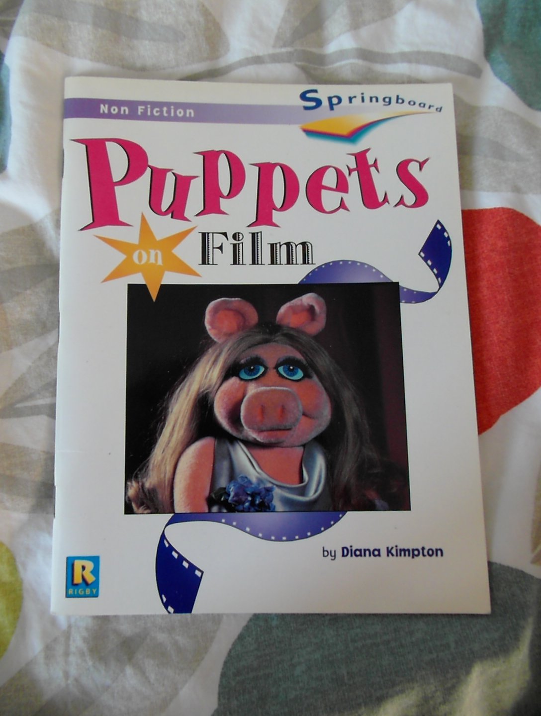 Springboard Flyers Stage 4: Puppets on Film (Springboard): Kimpton ...