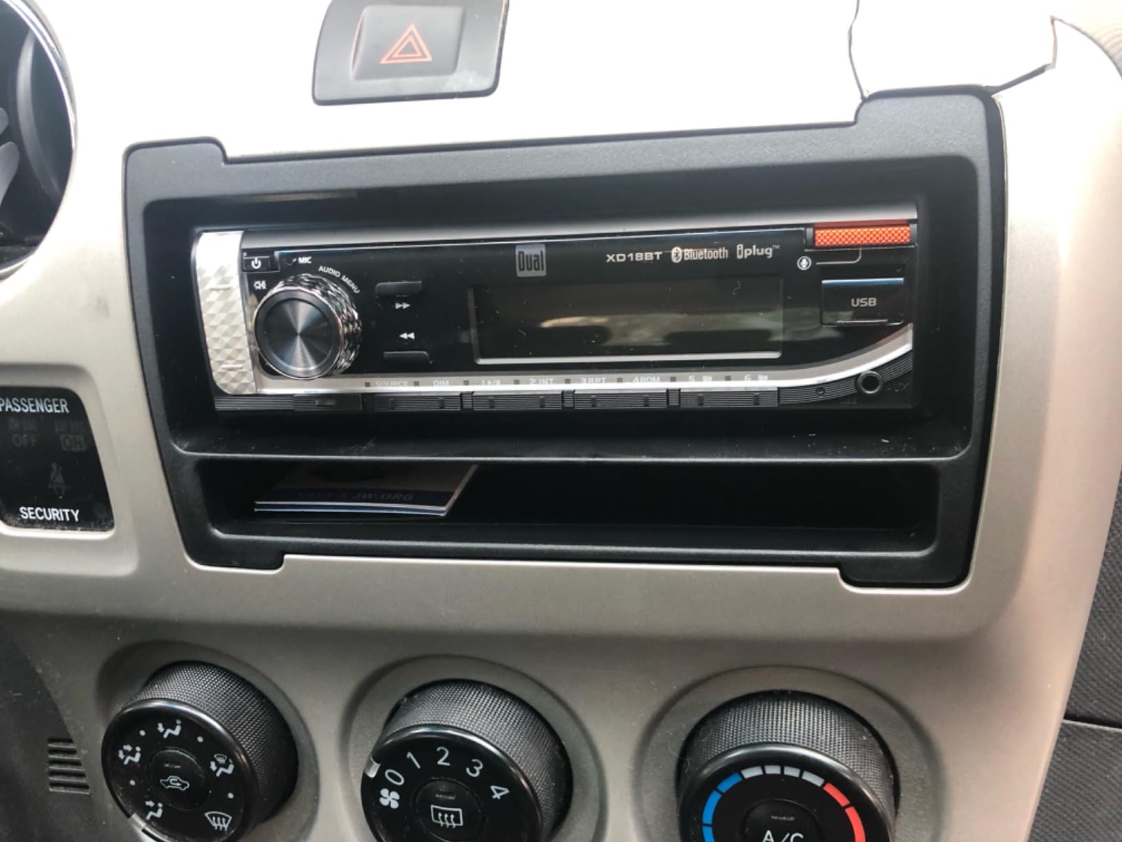 Amazon.com: Metra 99-8224 Single DIN Installation Dash Kit for 2009 ...