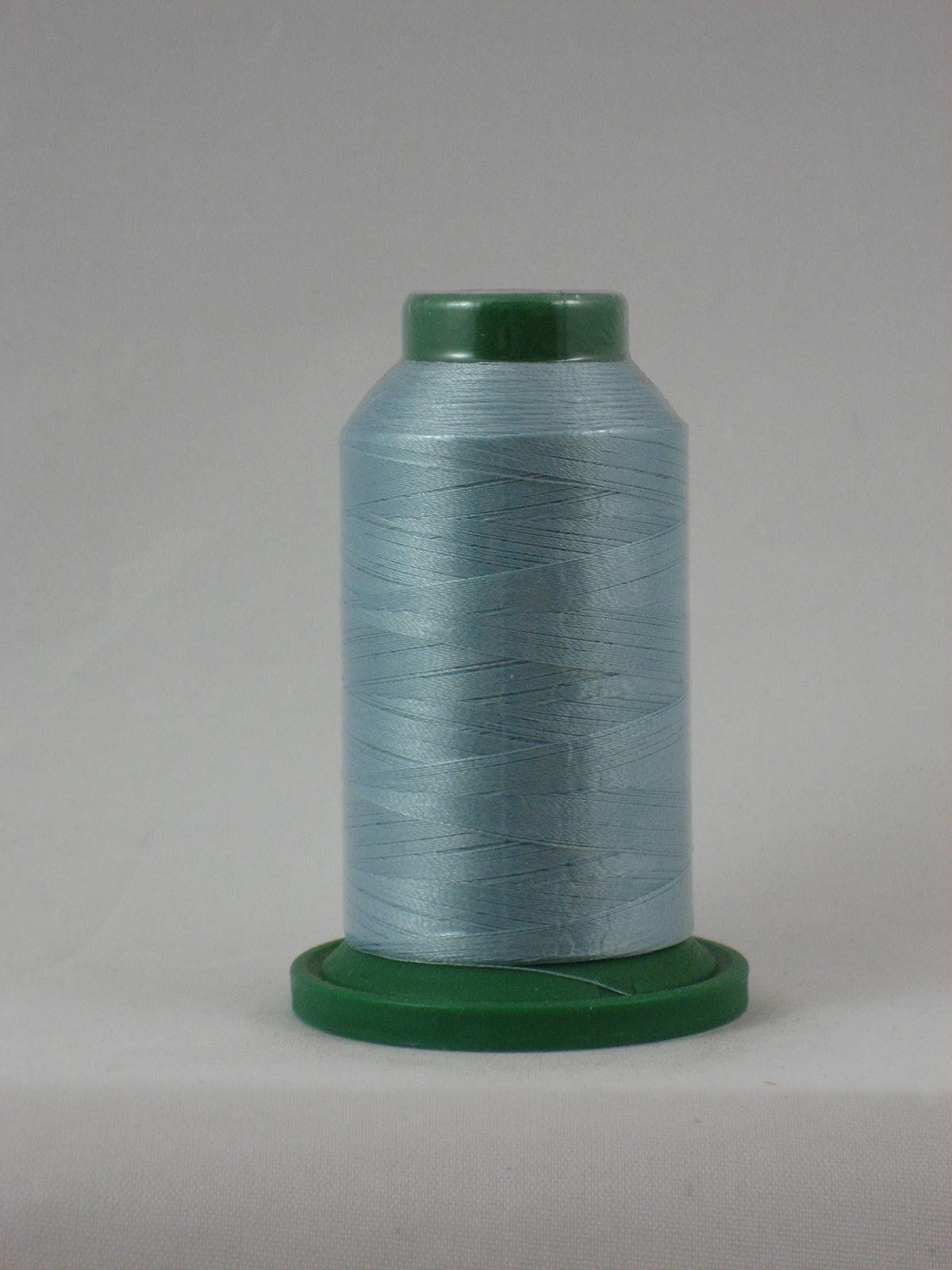 Amazon.com: Isacord Embroidery Thread 1000m (4010-4174) (4152) : Arts ...