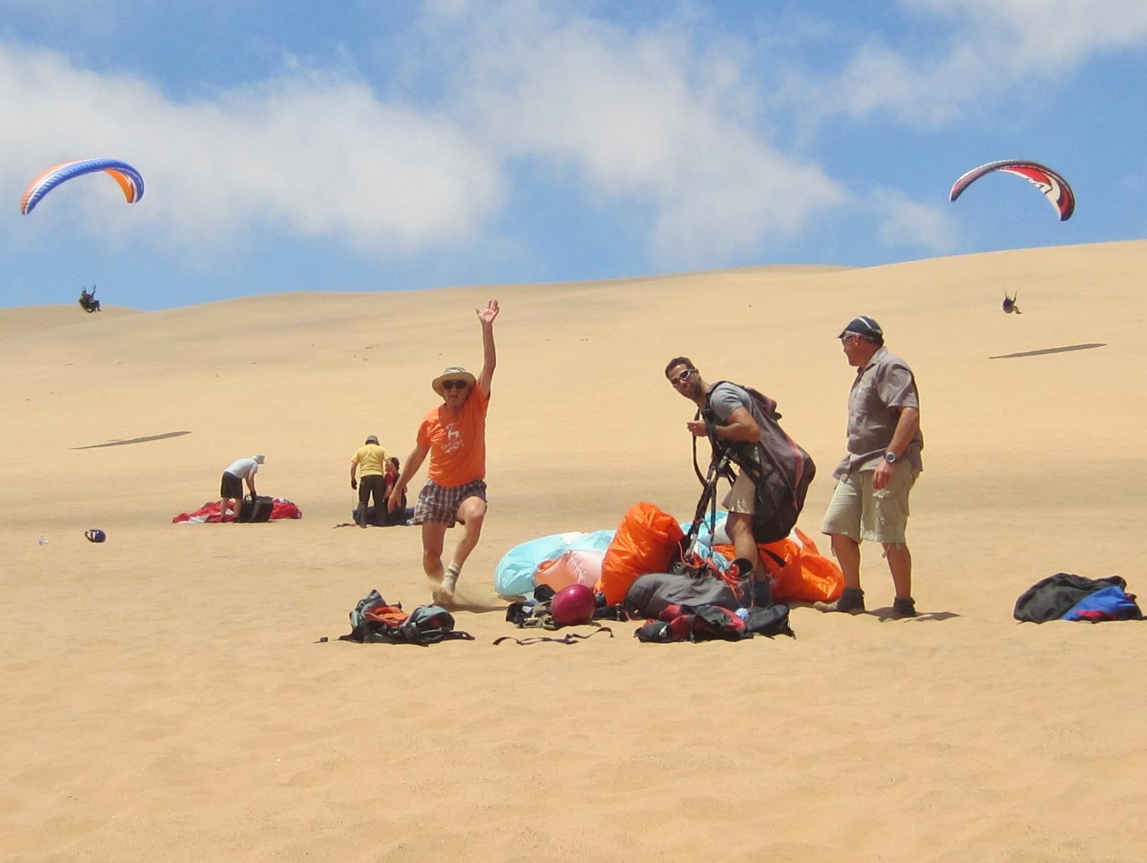 Gleitschirmfliegen weltweit: 30 traumhafte Fluggebiete : Busslinger ...