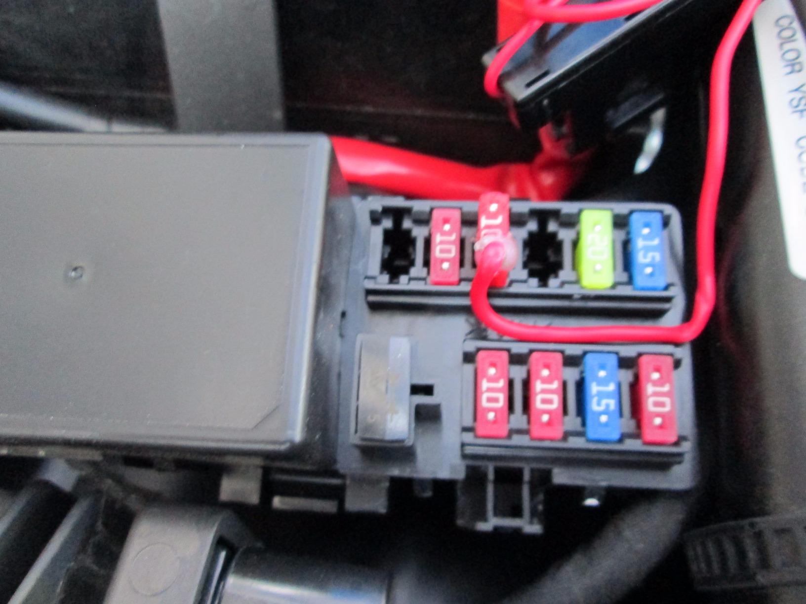 Amazon | エーモン(amon) ミニ平型ヒューズ電源 10Aヒューズ差替用 E511 後継品「品番4846」あり | ヒューズ | 車＆バイク