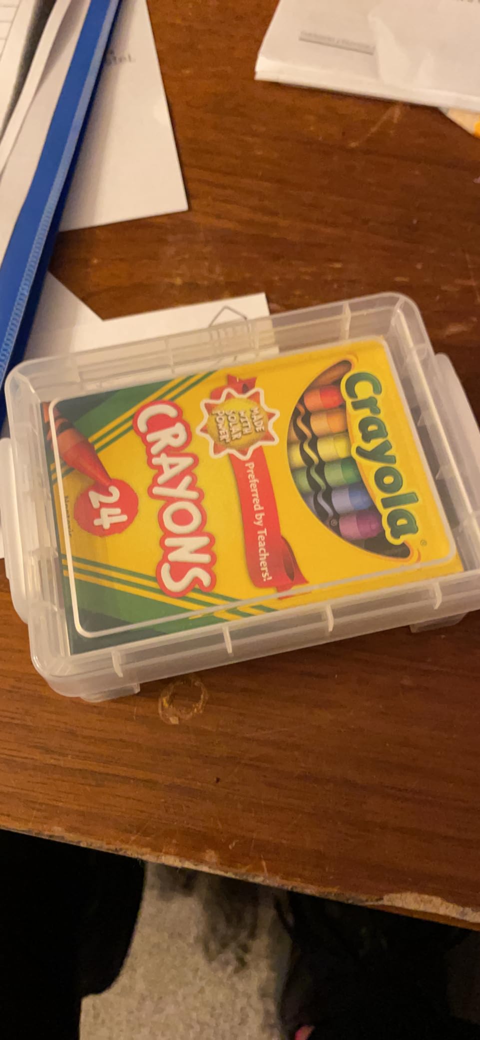 Amazon.com: Crayola Crayons 24 Count with Clear Super Stacker Plastic ...