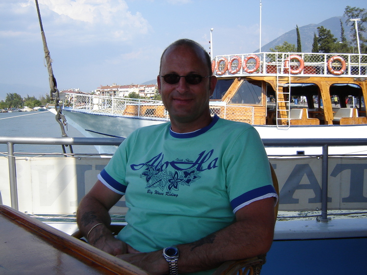 Amazon.co.uk: A. P. Dinsdale: books, biography, latest update