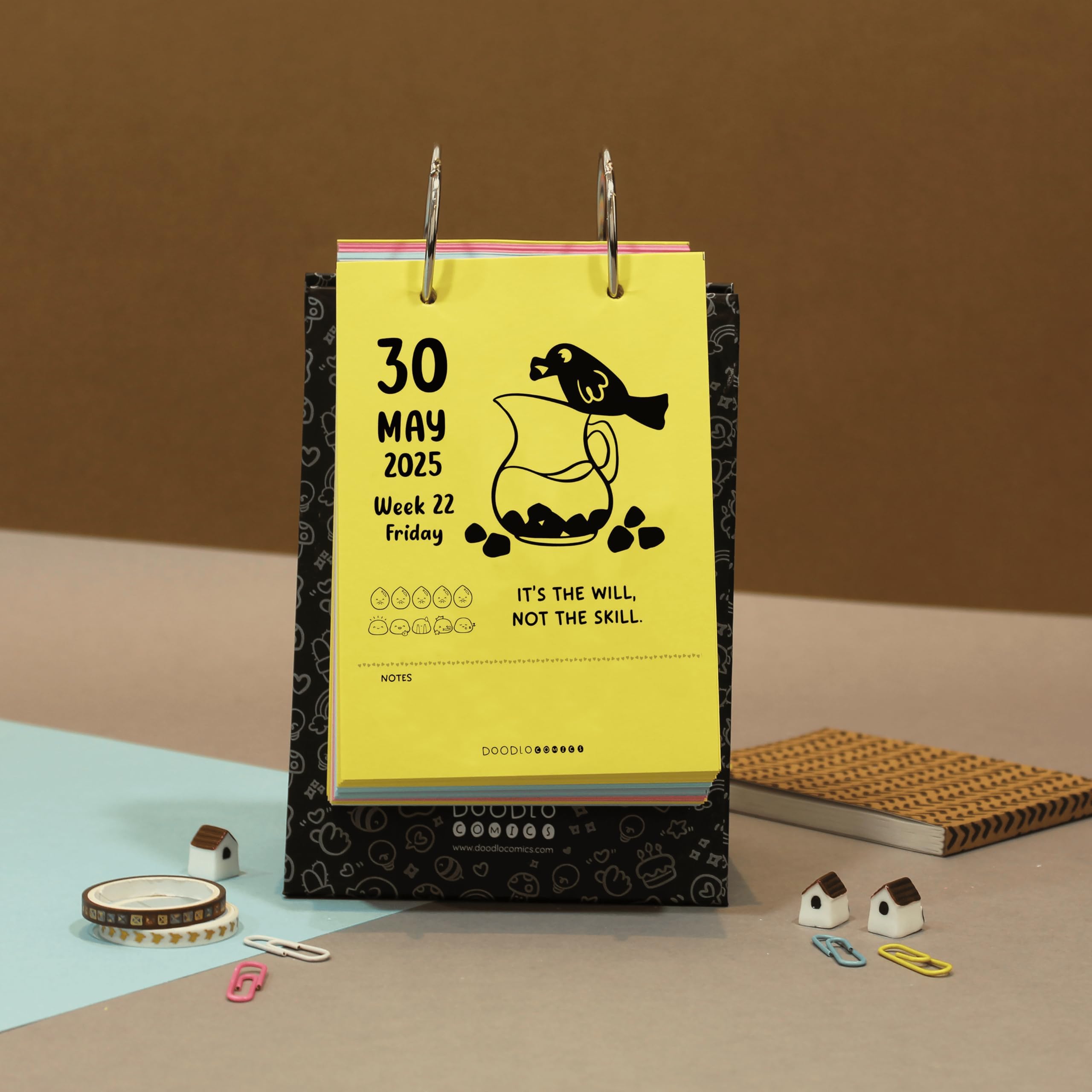 365 Days of Happy Doodle Thoughts Calendar | Premium Desk Calendar 2025 ...