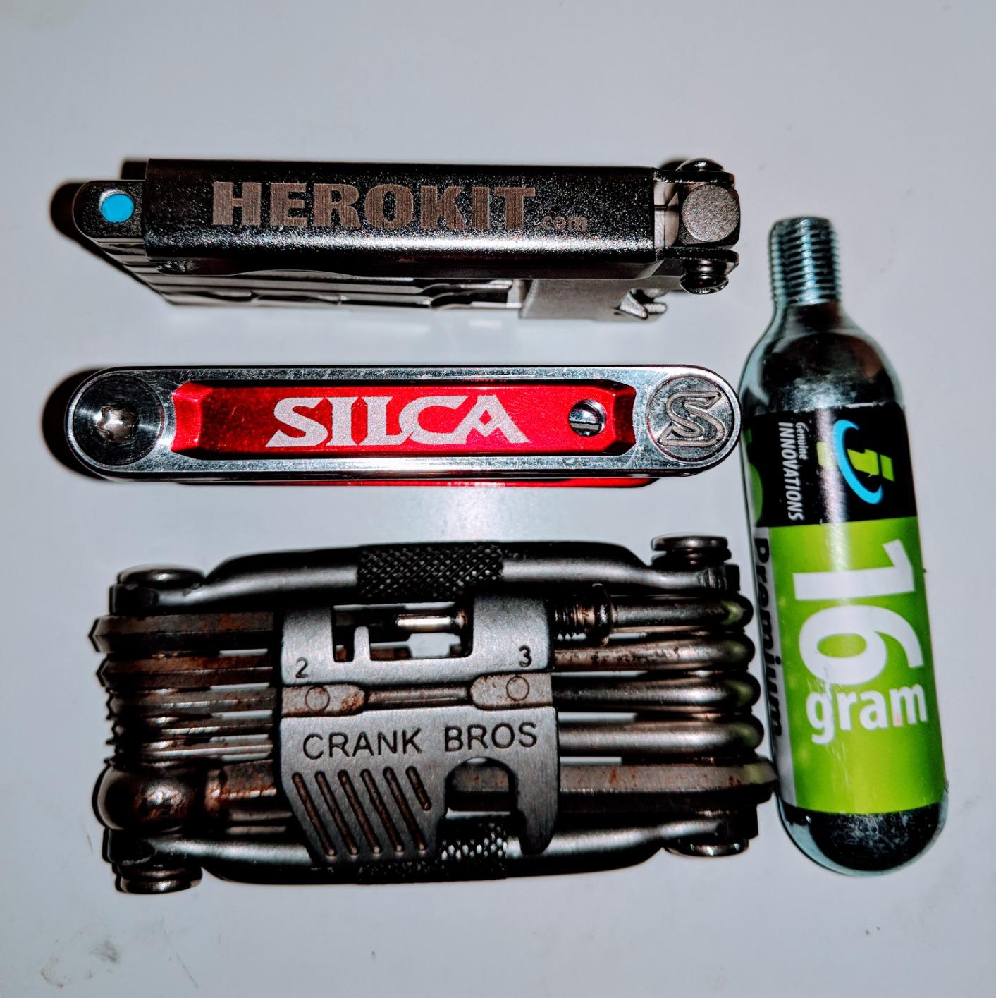 Amazon.com : Hero Kit Bike Multitool - Slim, Lightweight, Durable ...