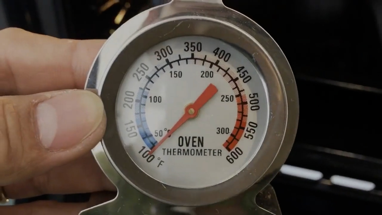 Watch Customer's share& How to use thermometer in the oven? on Amazon Live