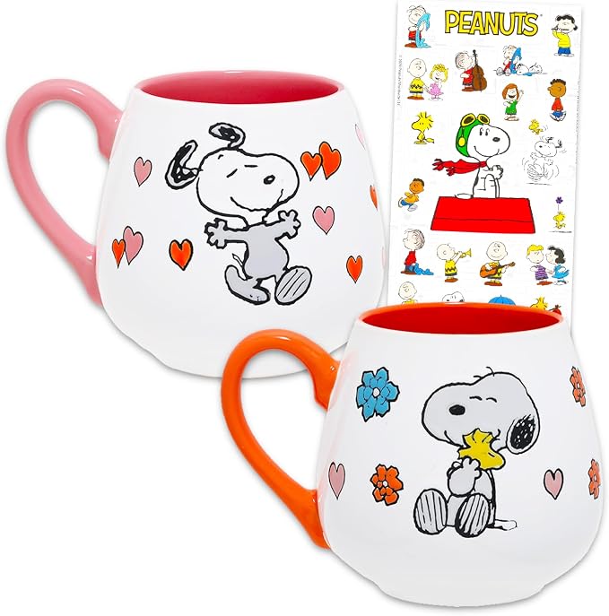 Amazon.com: Peanuts Snoopy Mug Gift Set - Bundle with 2 Snoopy Ceramic ...