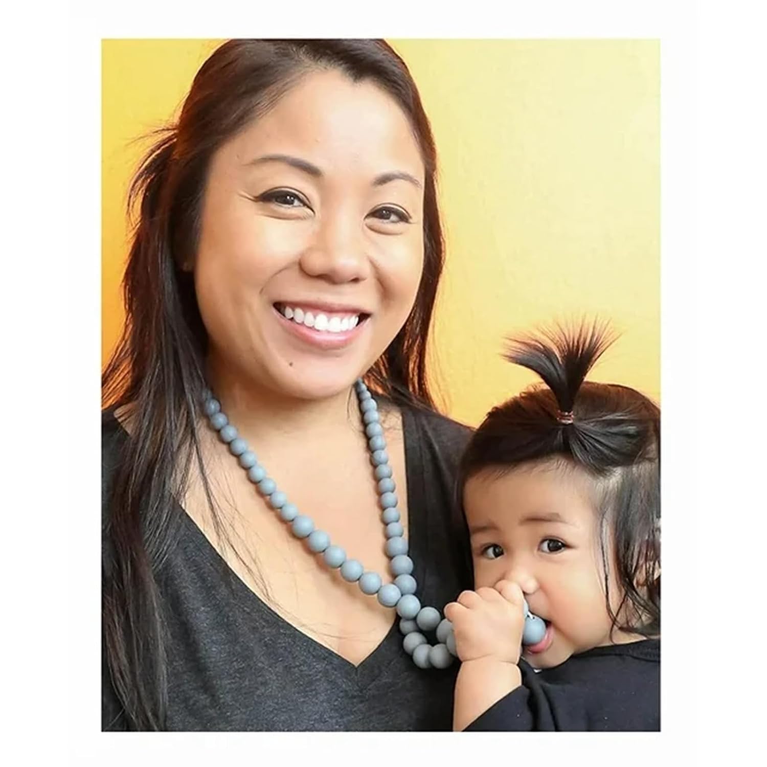 Nuby Teething Trends Collar de dentición de silicona suave (gris ...