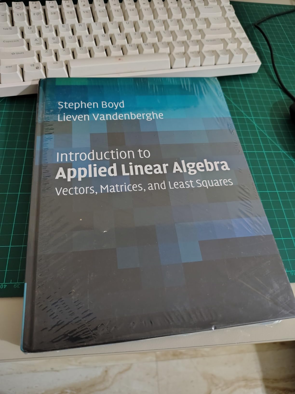Introduction to Applied Linear Algebra: Vectors, Matrices, and Least ...