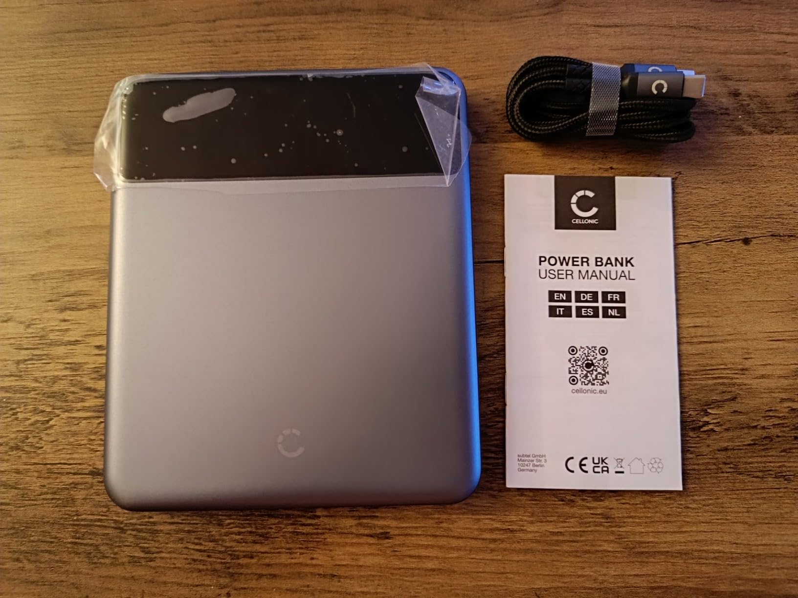 CELLONIC Ultra Slim 20000mAh Power Bank for Laptop - 4 Port QuickCharge ...