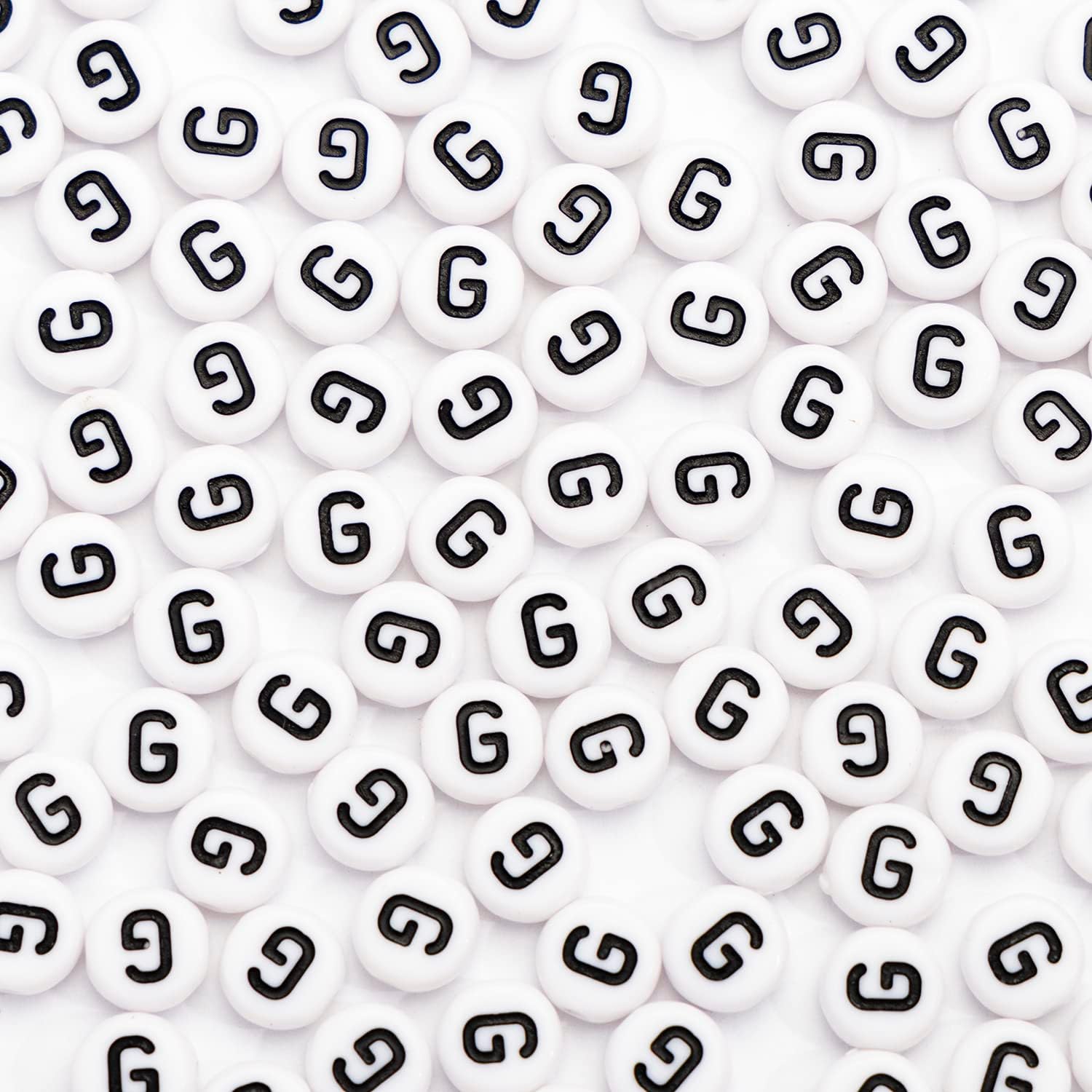 Amazon.com: 500Pcs Acrylic Letter Beads 7x4mm Alphabet Beads for ...