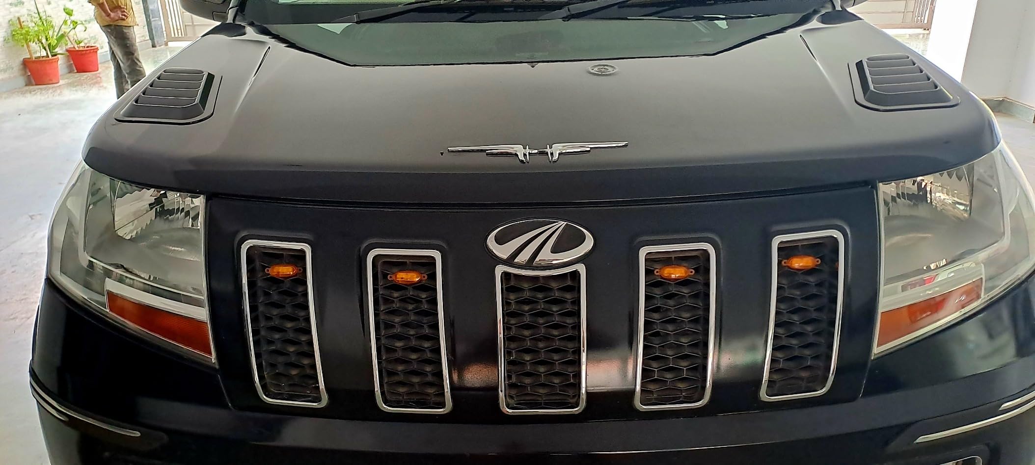 Incognito Stylish Bodyside Emblem Sticker for All Cars, Metal (Silver ...