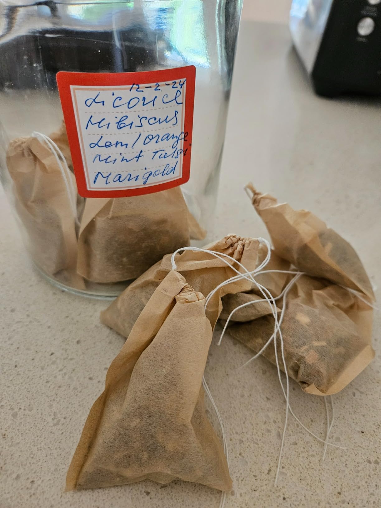 VIPITH 300 Pieces Brown Unbleached Wood Pulp Paper Disposable Tea ...