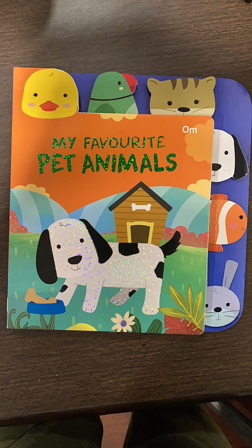 Board book: My Favourite Pet Animals : Om Books Editorial Team: Amazon ...