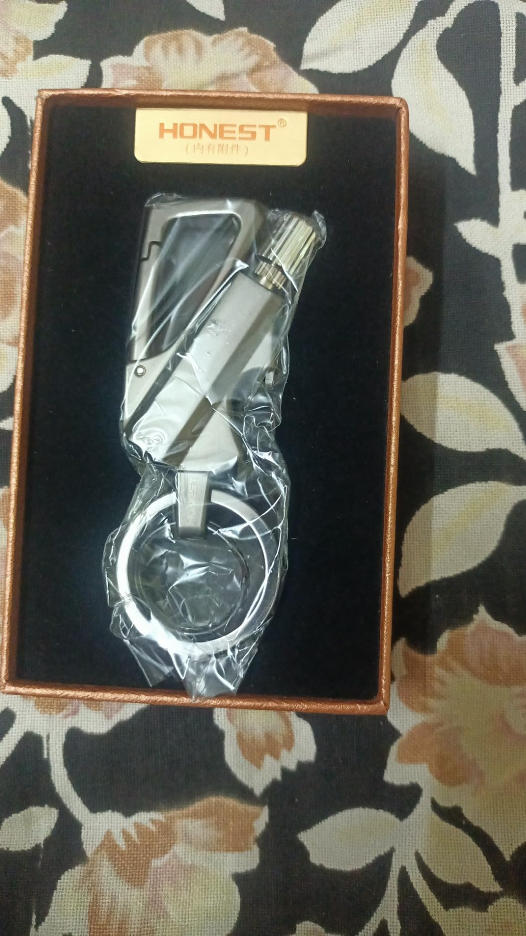 3 in 1 Keychain Lighter | Waterproof Cigarette Flint Lighter + Keyring ...