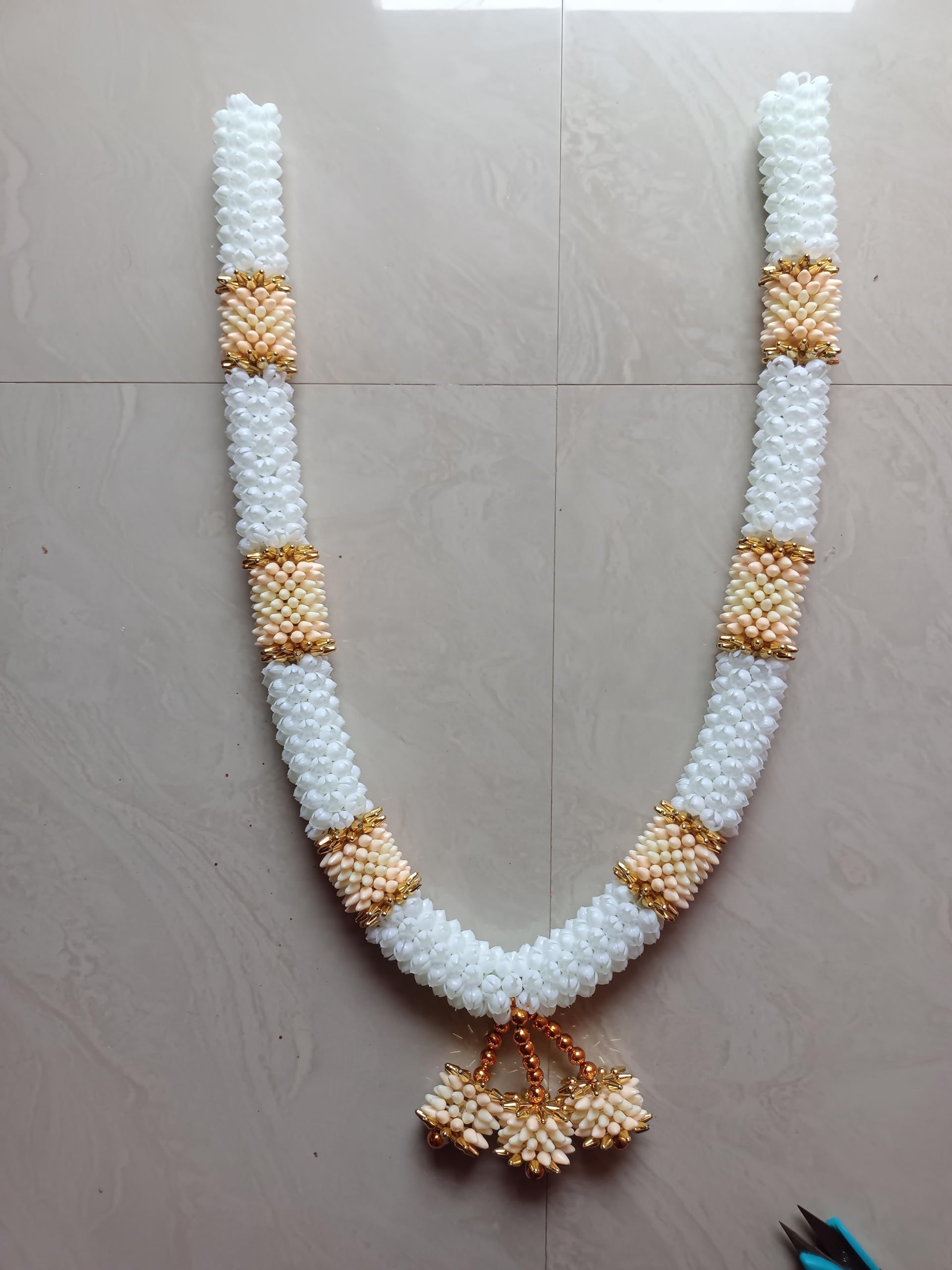 Sri Garlands Artificial Jasmine God Photo Frames,Lamp 2 Win 1 ...