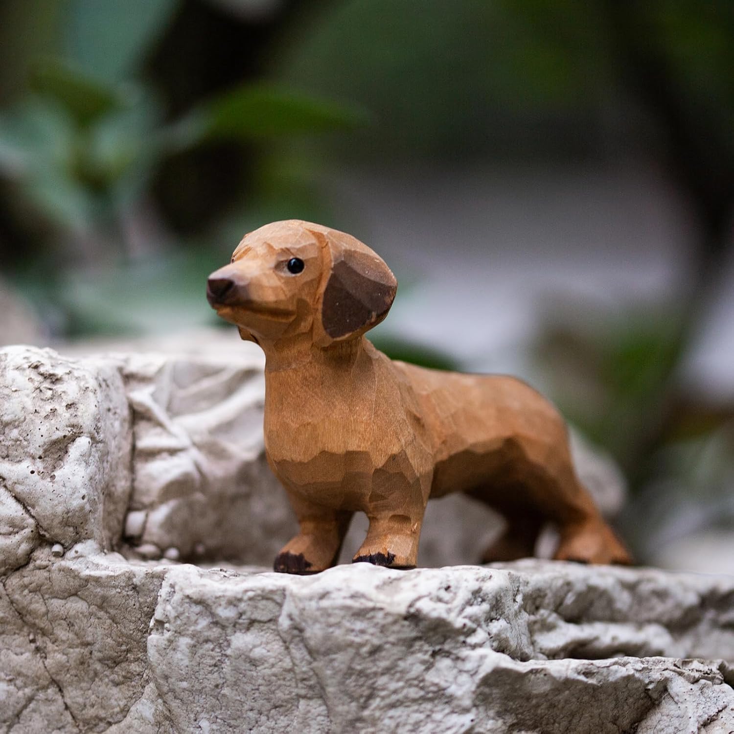 INF-STAR Mini Wooden Dachshund Figurine, 1.6" Hand-Carved Dog Statue ...