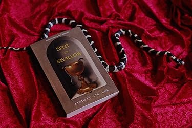 Split or Swallow: Straube, Lindsay: 9798991259002: Amazon.com: Books