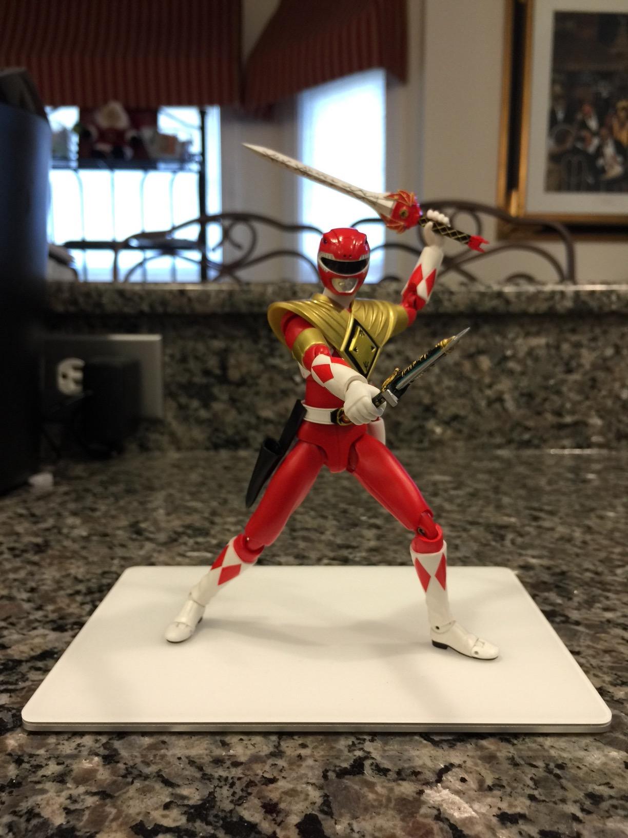 Amazon.com: TAMASHII NATIONS Bandai S.H. Figuarts Armored Red Ranger ...