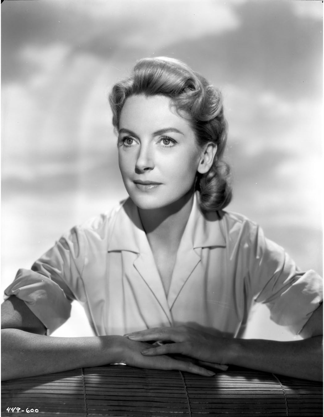 Amazon.com: Globe Photos ArtPrints Deborah Kerr Leaning Hands On Table ...