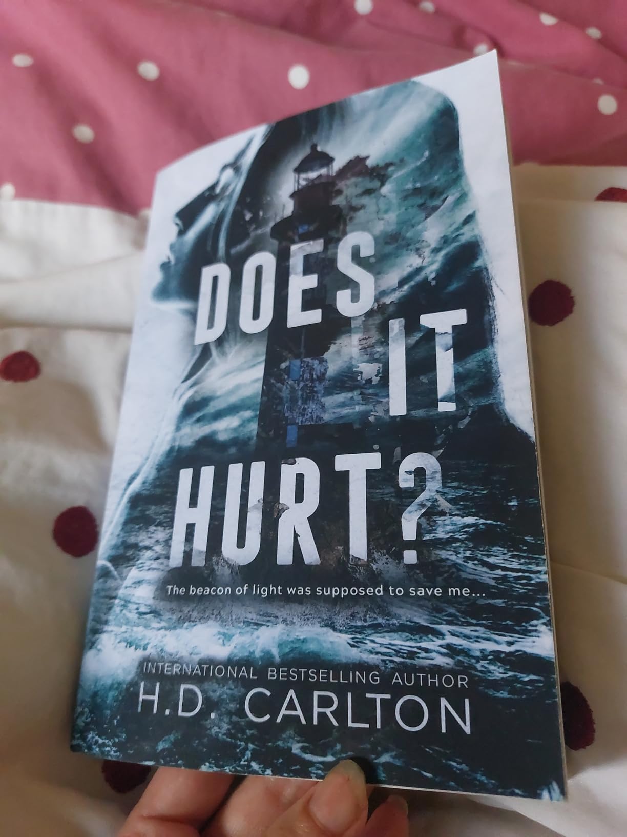 Does It Hurt?: An Enemies to Lovers Romance eBook : Carlton, H. D.: Amazon.co.uk: Kindle Store