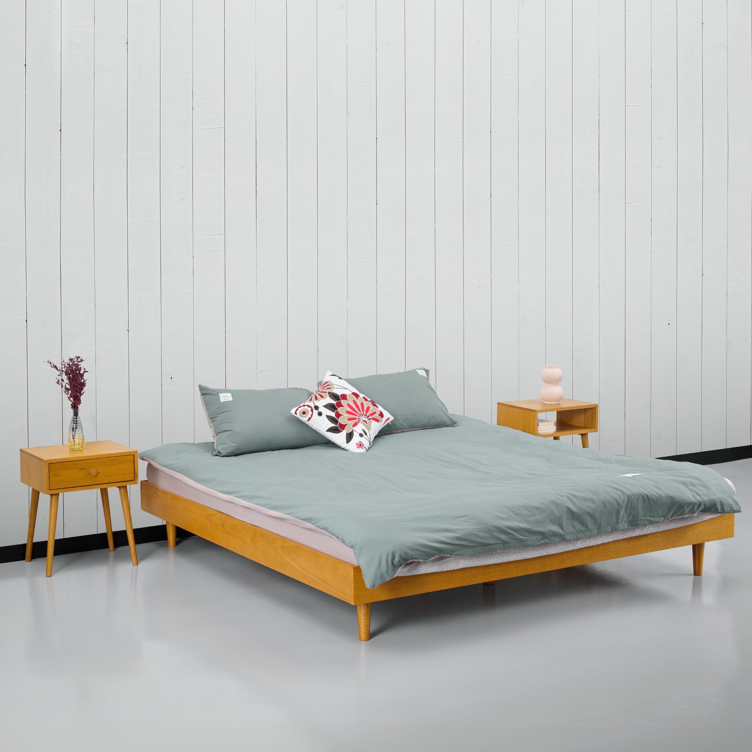 Amazon.com: South Shore Cavalleri Platform Bed, Queen, Nordik Oak ...