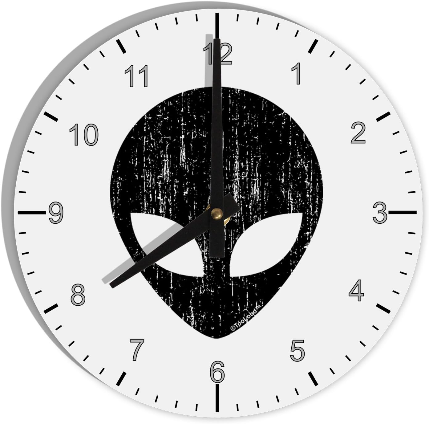 Amazon.com: TOOLOUD Extraterrestrial Face - Alien Distressed 8" Round ...