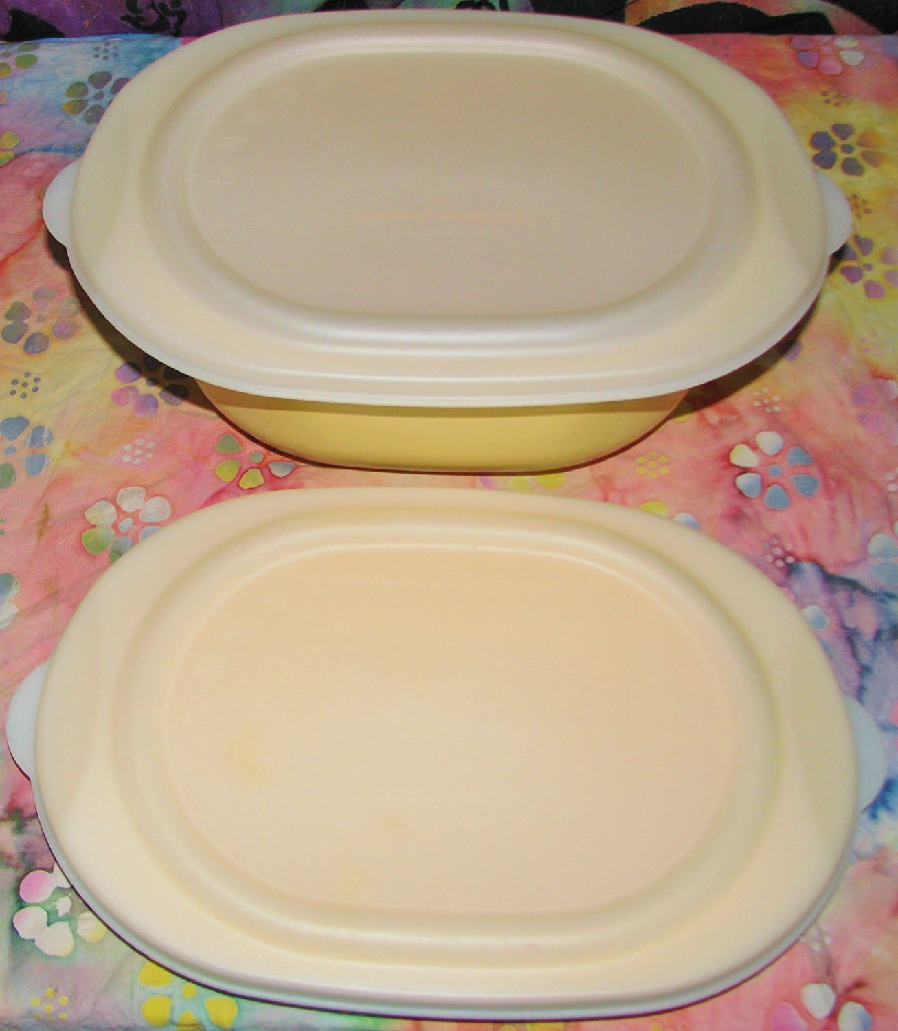 Amazon.com: Tupperware OvenWorks 3QT Oval Casserole in Dijon 3pc: Home ...