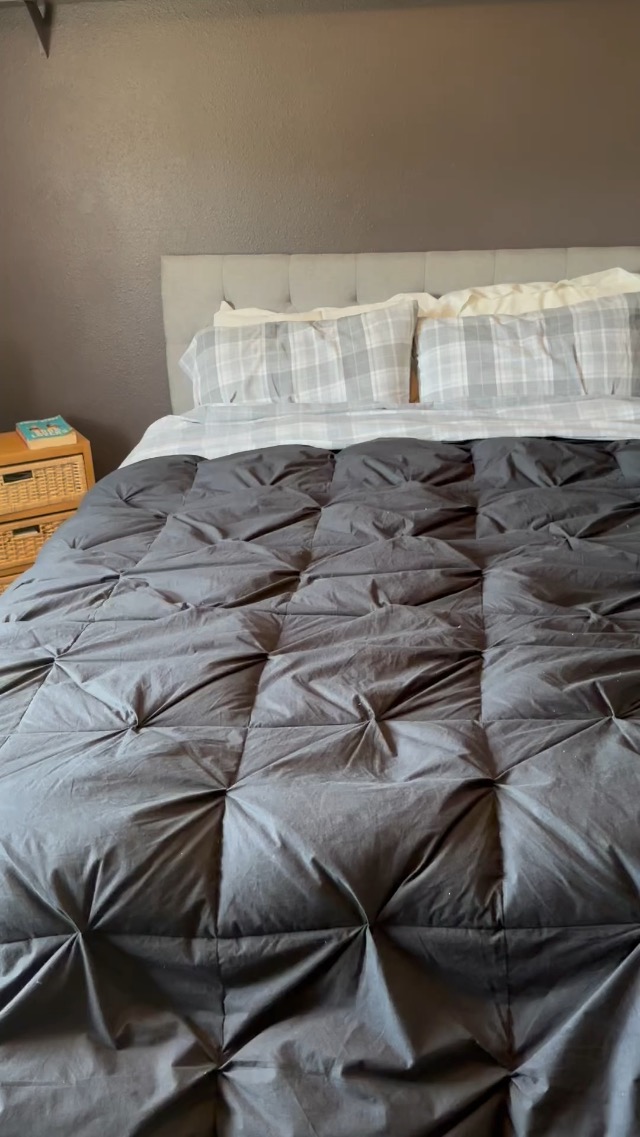 Watch What To Know Before You Buy This Comforter! on Amazon Live