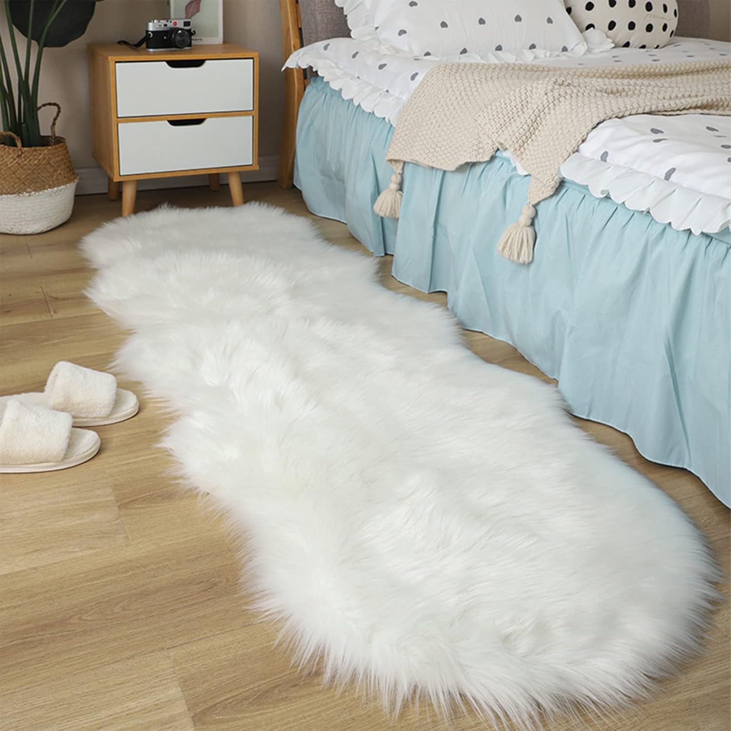 Amazon.com: Super Soft Fluffy Deluxe Rug Faux Fur Sheepskin Area Rug ...
