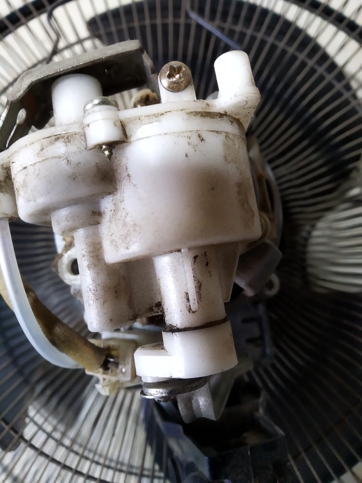 Buy Wall Fan Plastic gearbox (00-2) Online at Low Prices in India ...
