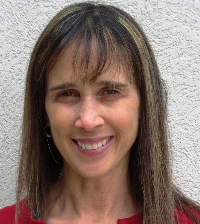 Amazon.com: Kerrie Meyler: books, biography, latest update