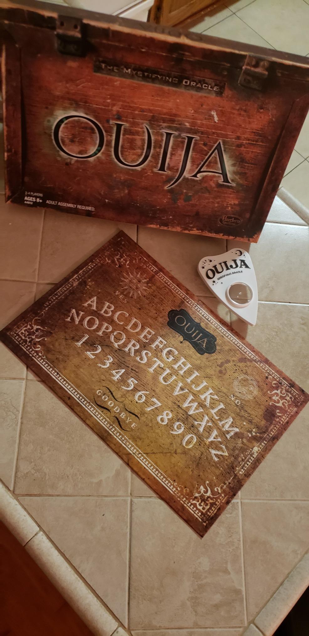 Amazon.com: Hasbro Gaming Ouija Board Game, 8+ Years, Includes Ouija ...