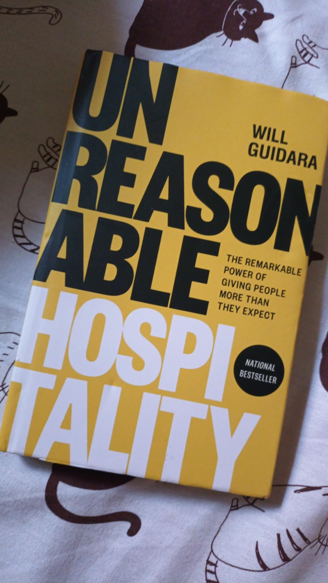 Buy Unreasonable Hospitality: The Remarkable Power of Giving People ...